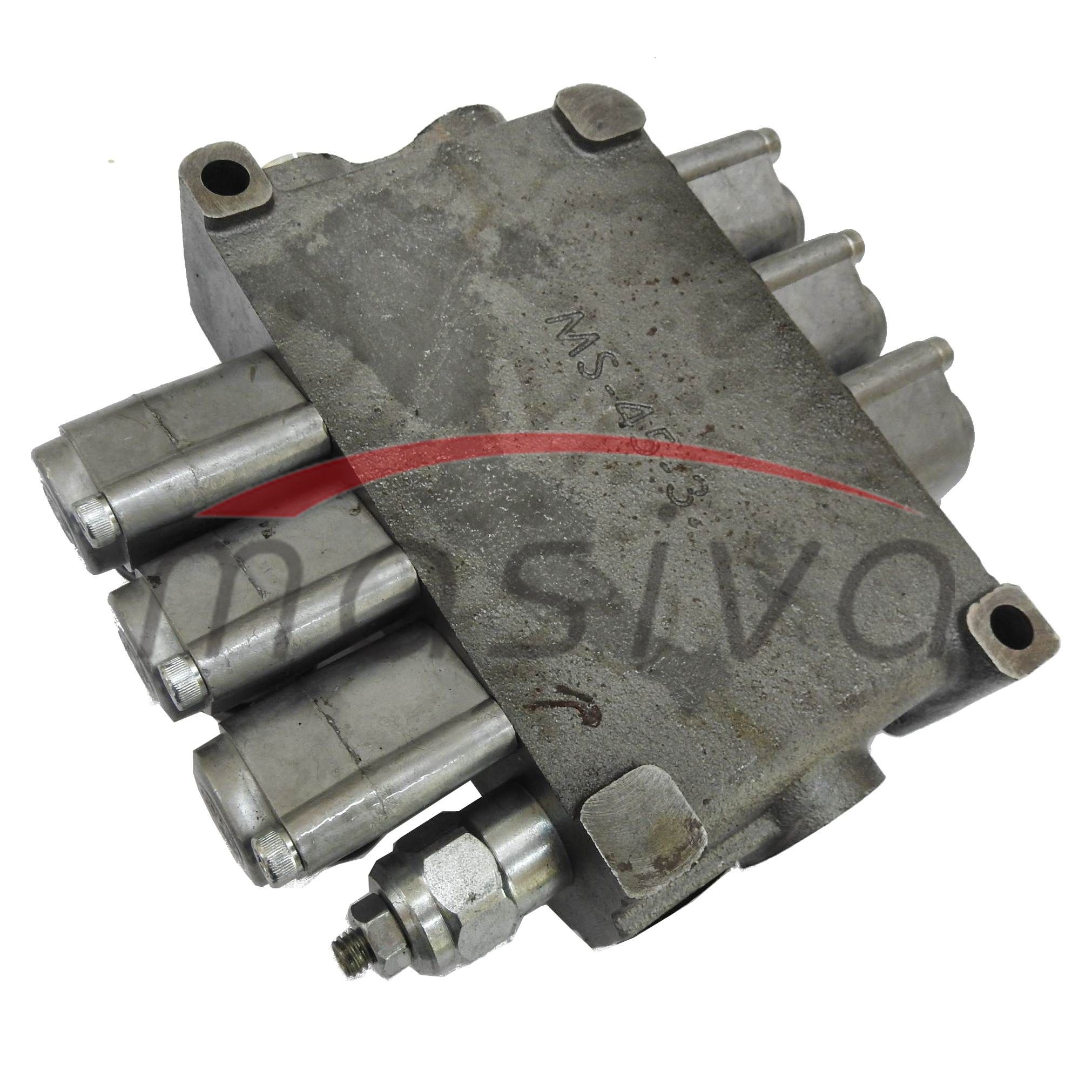 RAZVODNIK HIDRAULIKE DVORADNI TRI RUČICE | Masiva